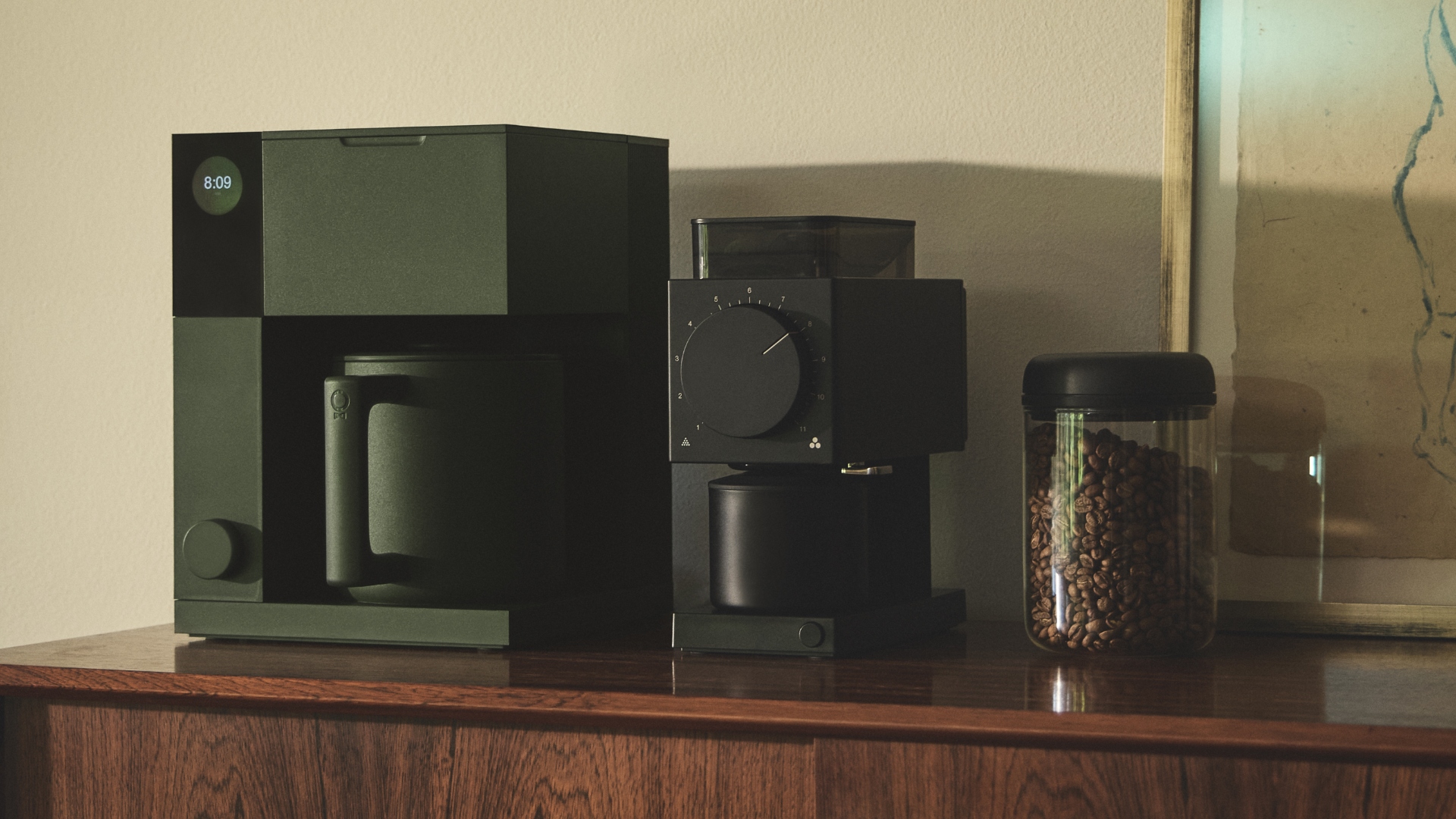 Our number one coffee maker now comes in these sophisticated new shades ...