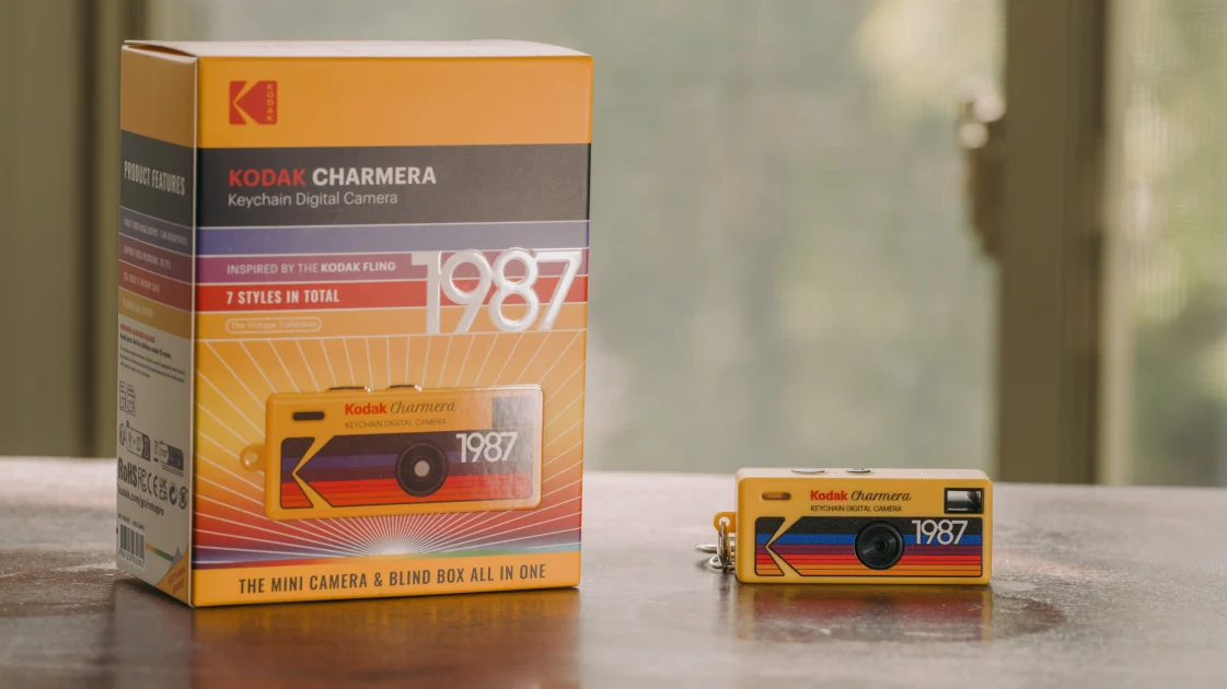 I Tried the Viral Kodak Charmera. It's Like Shooting With a Disposable ...